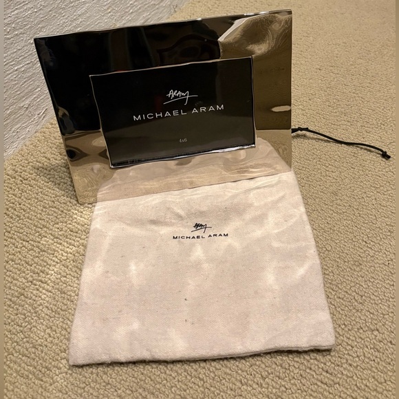 Michael Aram | Accents | Michael Aram Reflective New Photo Frame | Poshmark